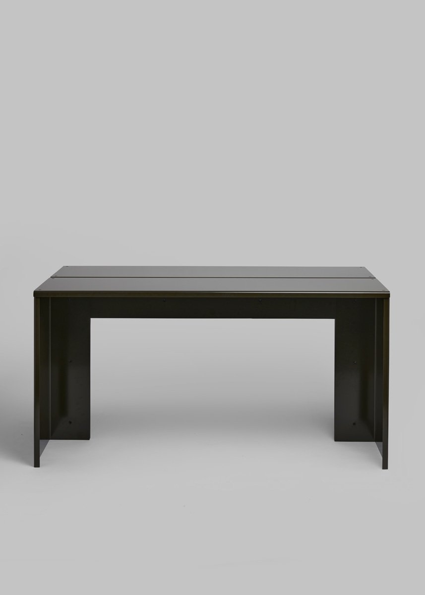 RE-03 RE-WORK TABLE - Esstische - Møbelhuset 2 - Design in höchster ...